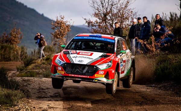 ERC Portugal: Paddon pakt Rally Fafe-overwinning in laatste KP ...